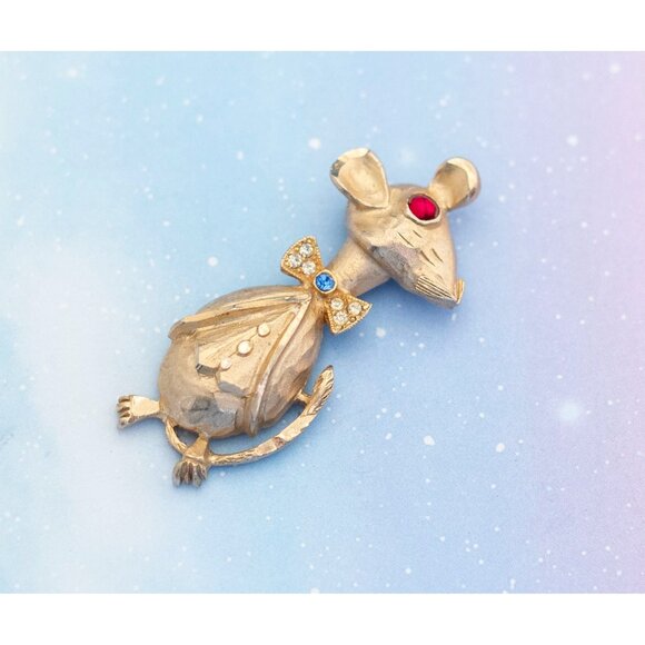 Jewelry | Vintage Noble Mouse Brooch Gold Tone Broch J12 | Poshmark